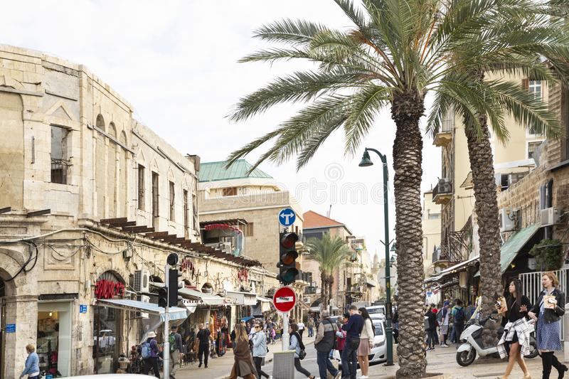 Living Israel - Cross-Currents